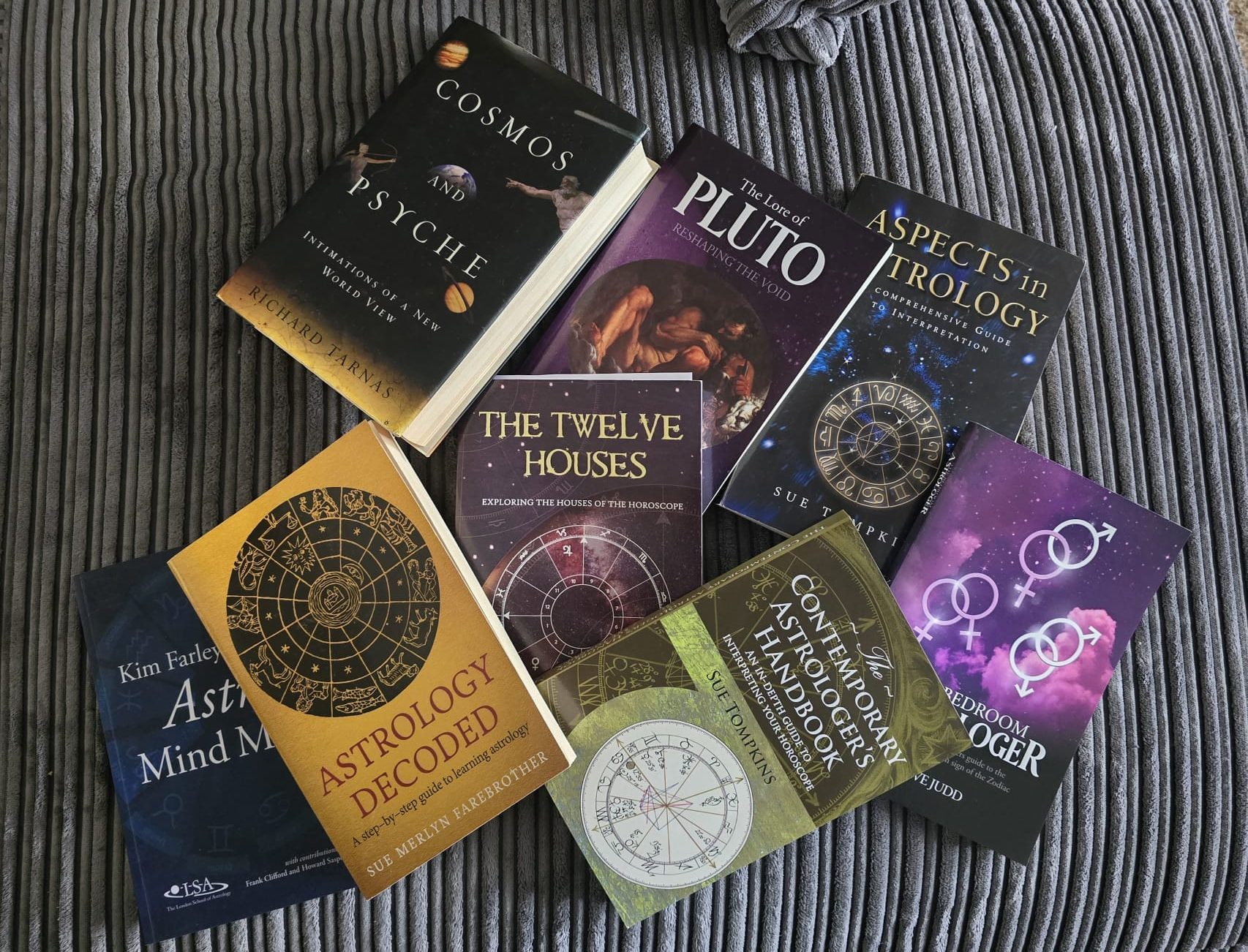 My Top 5 Favourite Astrology Books